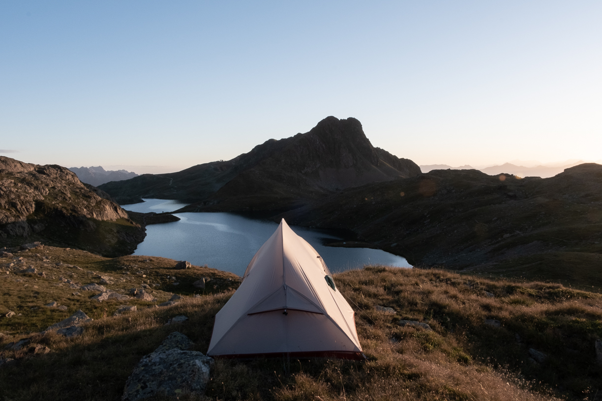 Bivouac facile proche d’un lac : itinéraire 2 jours – Marine Explore