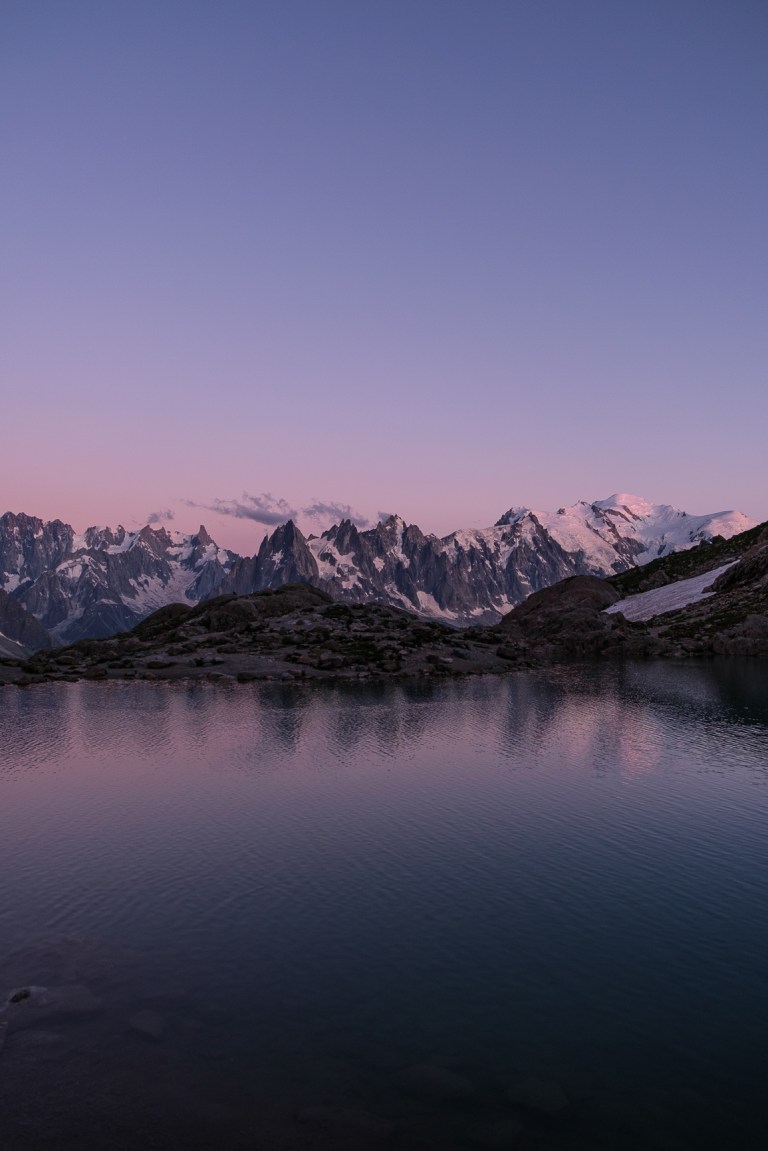 Tour des Aiguilles Rouges : trek de 4 jours face au Mont Blanc – Marine ...